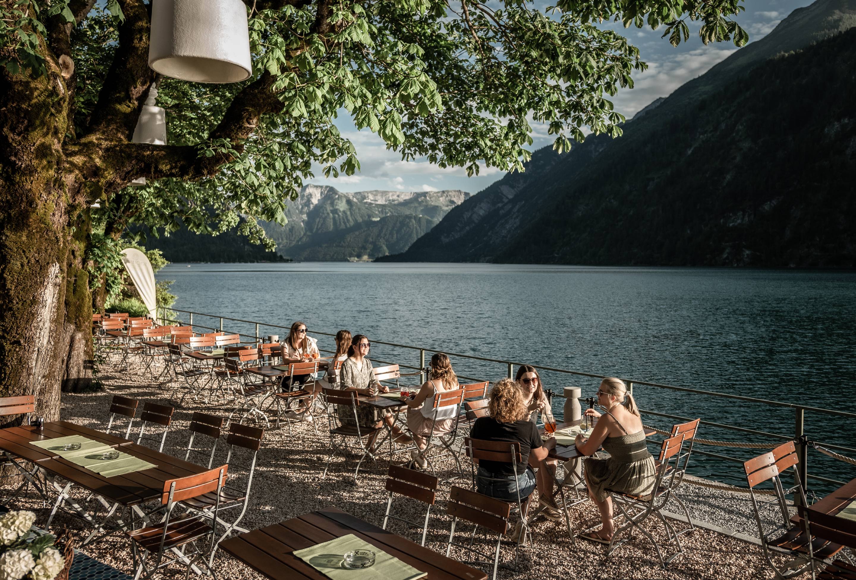 Reservation at our lakeside SeeRestaurant